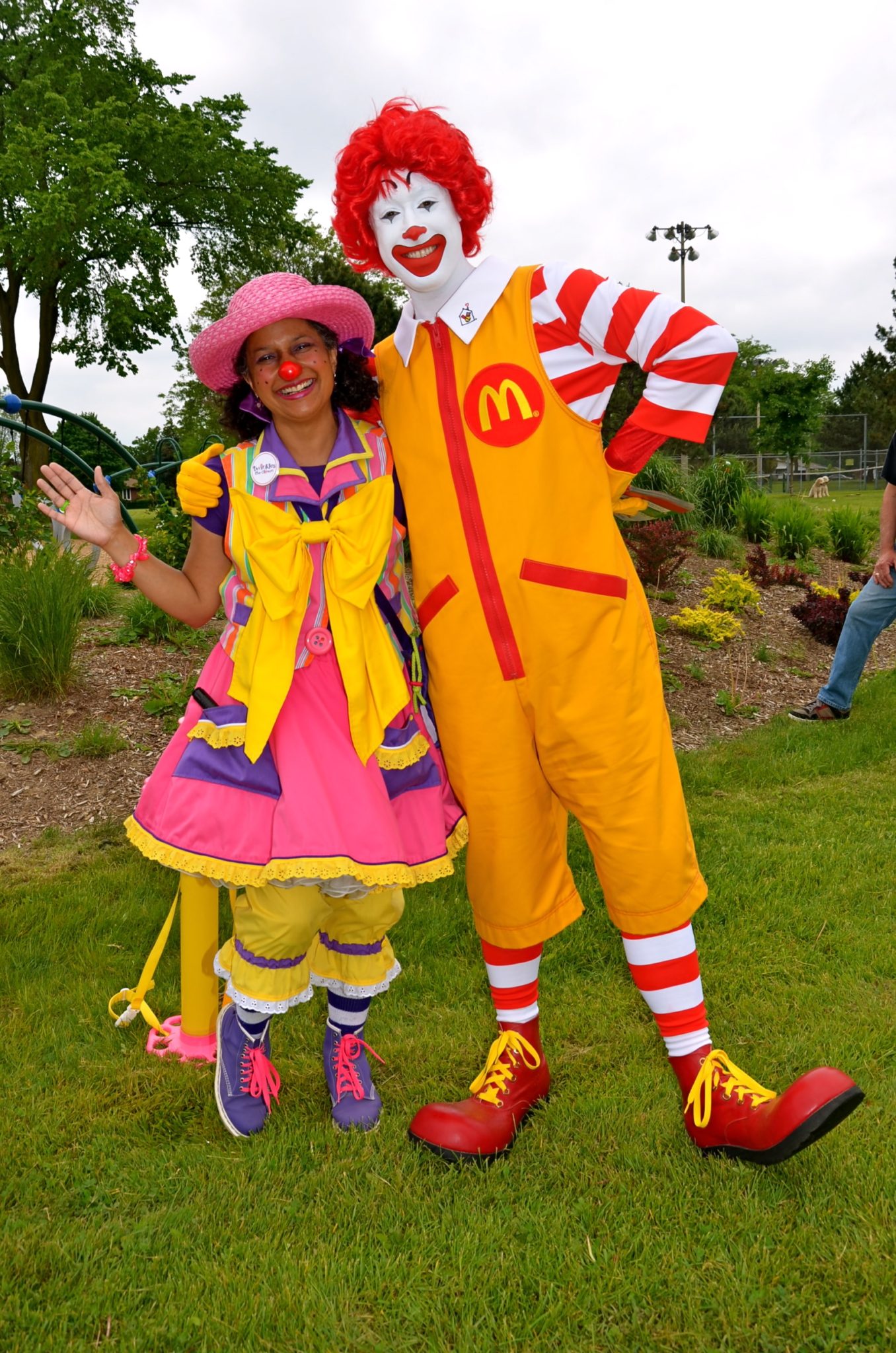 Ronald McDonald's makeover! - Twinkles the Clown Ronald McDonald's makeover! - Twinkles the Clown